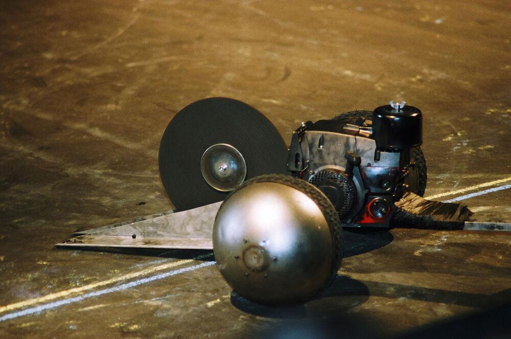 Heavyweight (1994): Robot Wars 1994 - Robot Combat Archive