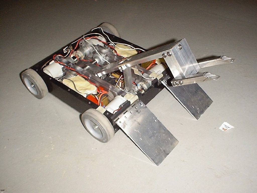 IO - Robot Combat Archive
