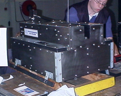 Heavyweight: Dutch Robot Games Belgium - Robot Combat Archive